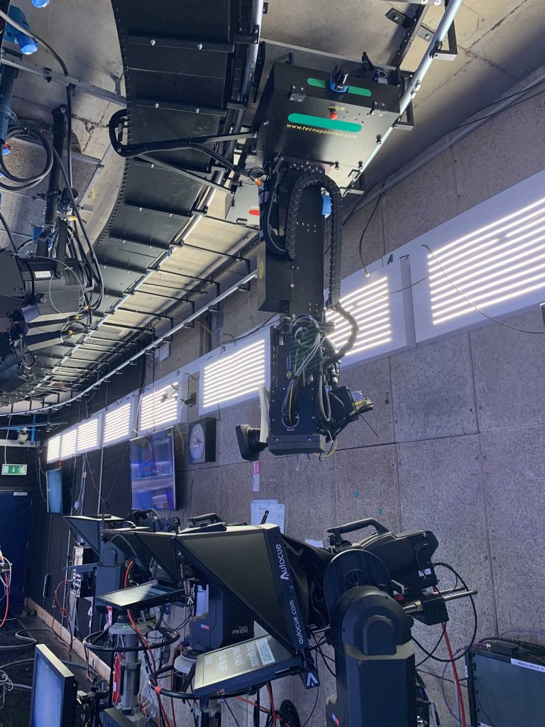 RTÉ News gets creative with Vinten's robotics - TVBEurope