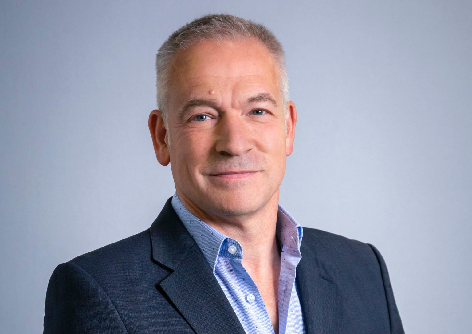 Peter Bates to lead EMG Group in the UK - TVBEurope