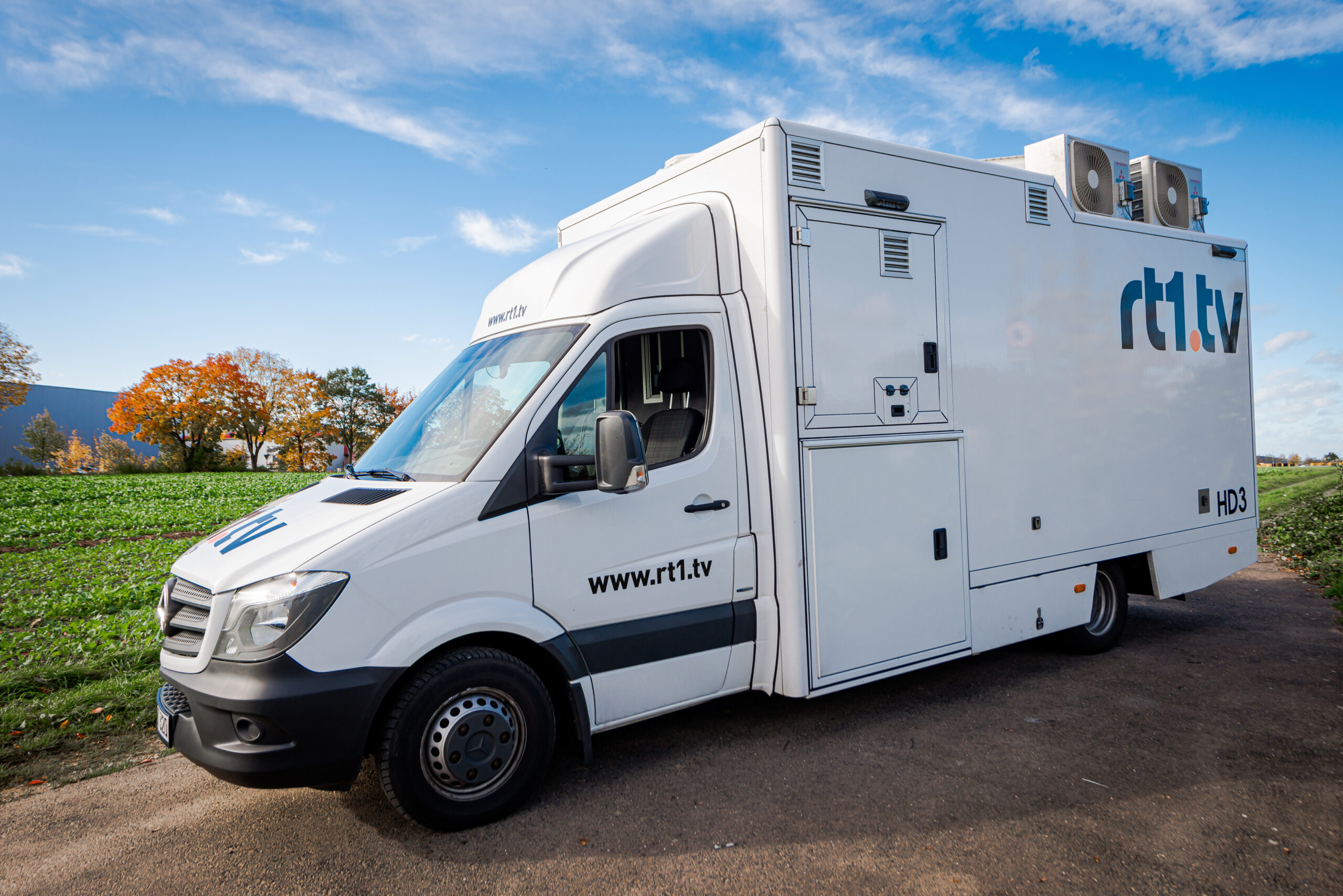 Qvest and rt1.tv collaborate on new OB vans - TVBEurope